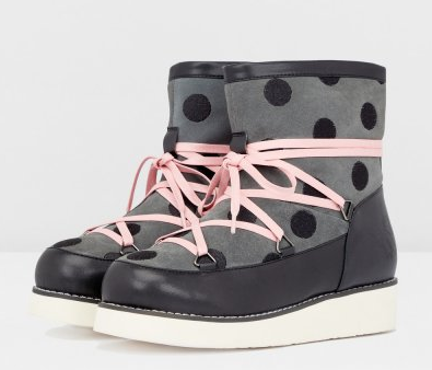 THE OUTLET VAULT – Shoe Fun